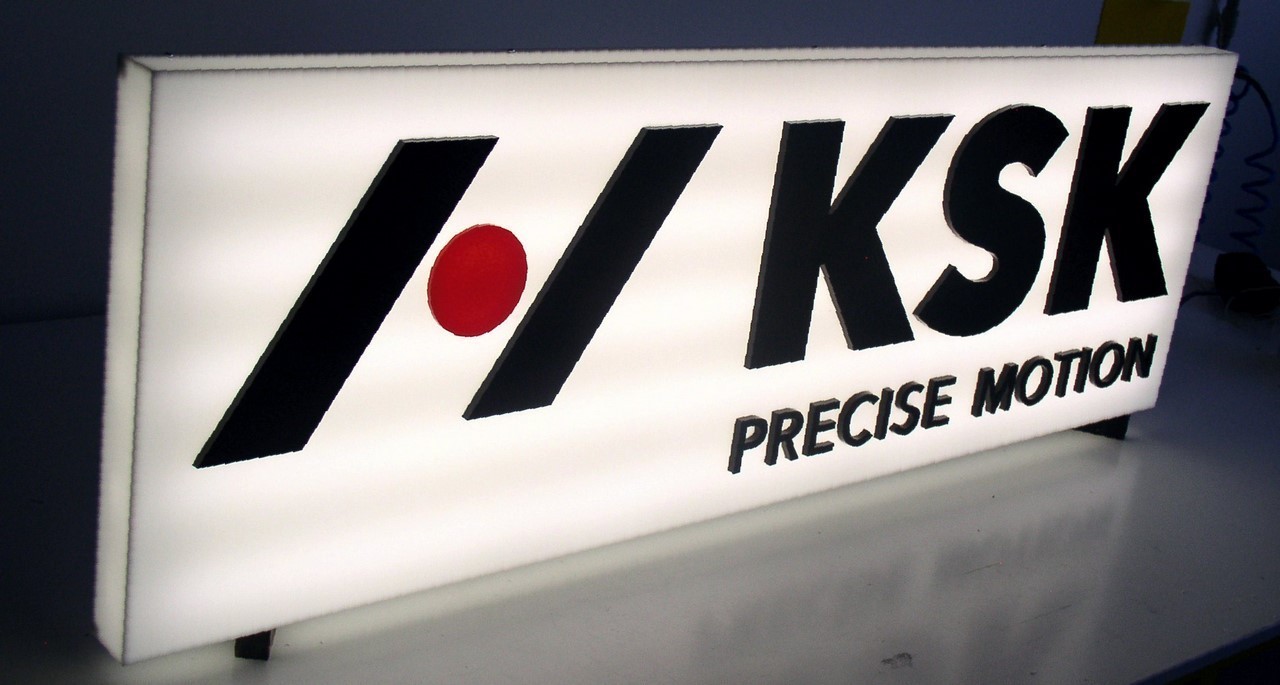 Světelná reklama a reklamní panely - výroba | Koplast.cz